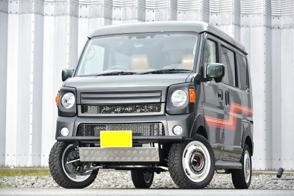 徳島 の ジムニー専門店 スズキコンプリート販売徳島 アウトクラスカーズ